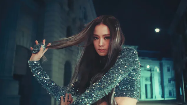 Impresionante cantante 'Jisoo' en Flower MV Shoot (Álbum - Me) 4K descarga de fondo de pantalla